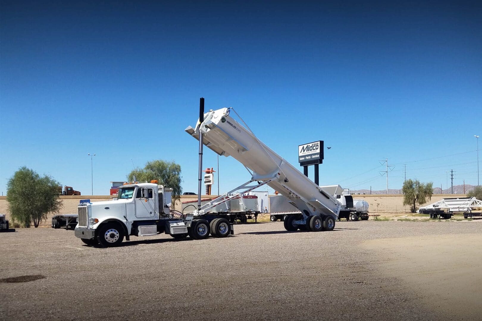 Midco Sales - Heavy Truck & Trailer Sales, Parts & Service in Arizona